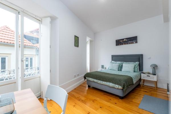 A Window To Porto - Premium Studio At Clérigos Tower - São Bento
