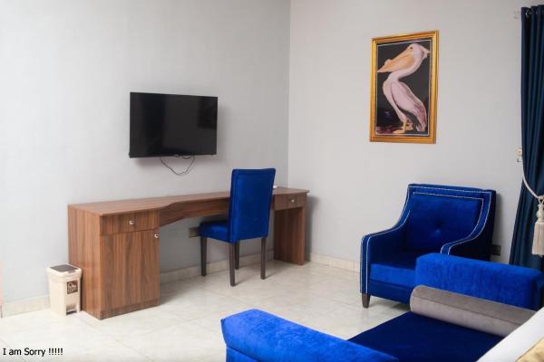 Providence Hills Hotel And Suites - Benin City
