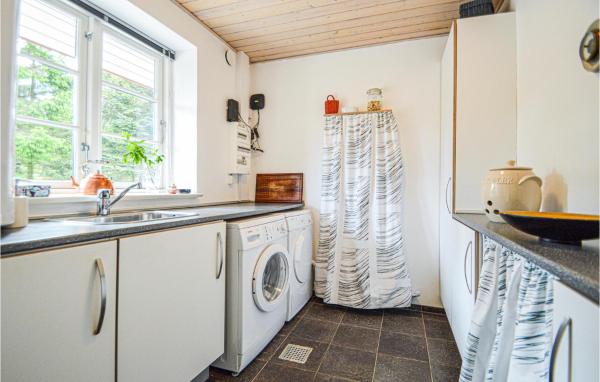 Situated On A Beautiful Lot In Arrild Holiday Village Is This Gorgeous Swedish-inspired Log Cabin. - Denmark