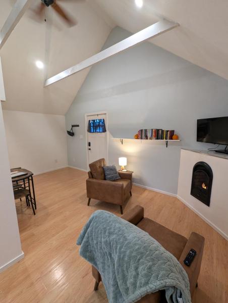Willamette Cottage - Salem, OR