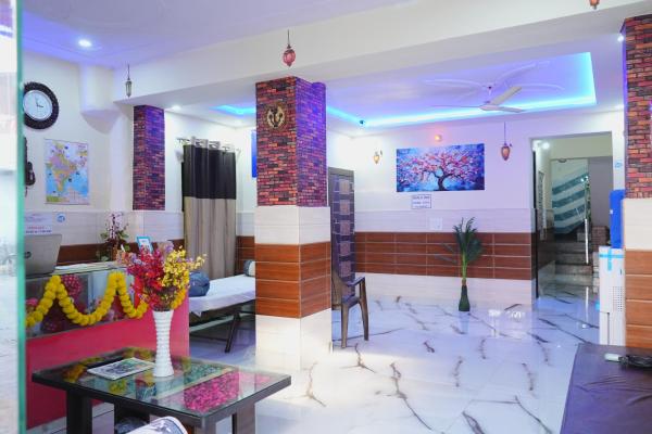 Walkinn Homestay Near Taj Mahal - Agra