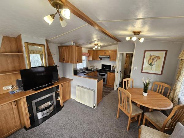 8 Berth Caravan - North Shore Holiday Park Skegness 3 Bedrooms - Skegness