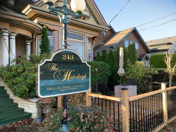 Haterleigh Heritage Inn - Saanich