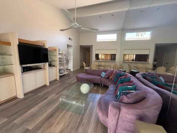 Palm Valley Country Club, Pickleball, Tennis, Gym, Clubhouse, Swimming Pools, Lux, Spac 2 Bdrms Den 2 Ba - Palm Desert, CA