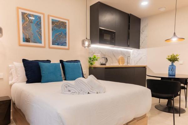 For You Rentals Estudio Oriente Diseño Y Confort En Delicias Madrid Temporal Del2916 - San Blas