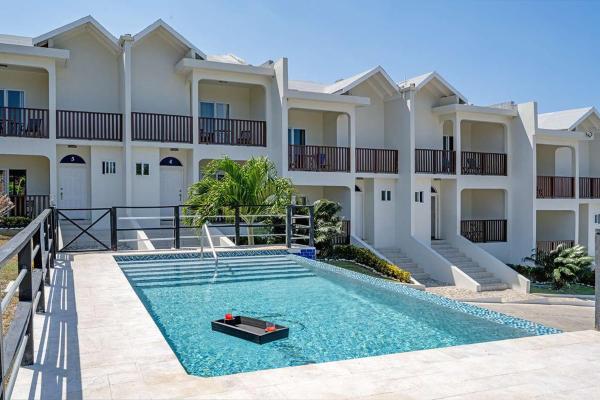 Hospitality Expert Ncb All Pool Beach - Jamaica