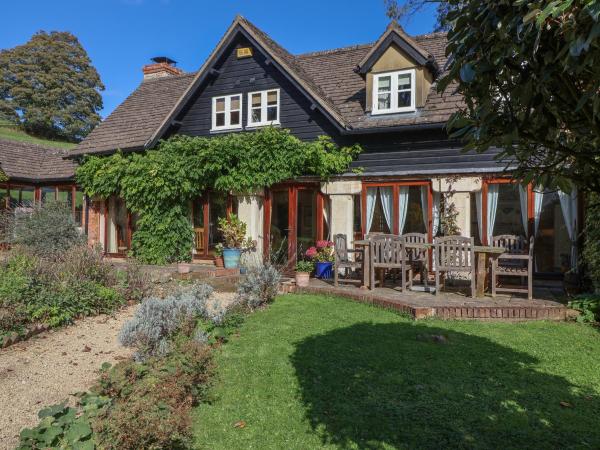 Highgrove Barn - Stroud, UK