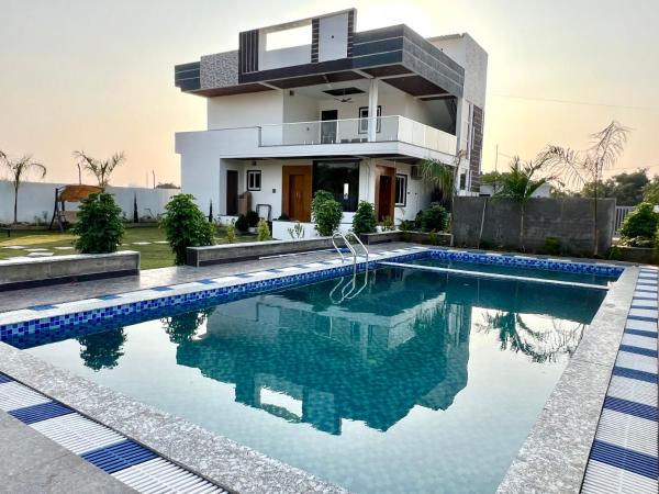 Mount Meadows Farms - Medchal