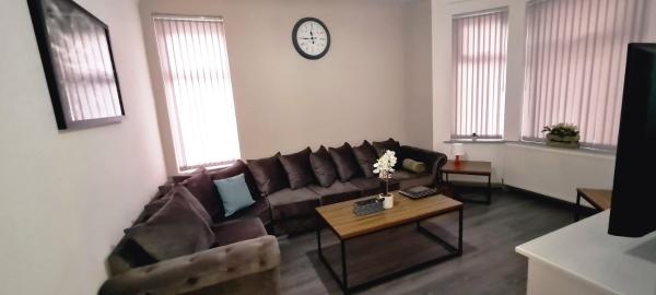 Large Victorian House 15 Minutes From City Centre - Manchester