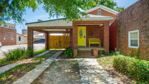 Sun Swept - 1b Downtown Pensacola Home - Pensacola, FL