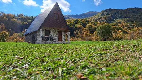 Hill Escape - Montenegro