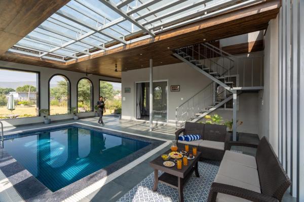 Elivaas Jamun Farm 2bhk With Pool - Jaipur