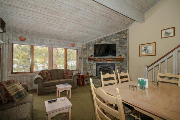 Mountainback #12, Loft - Mammoth Lakes, CA