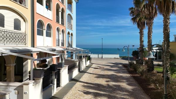 Porto Recanati, Meraviglioso Trilocale Sul Mare - P018 - Porto Recanati