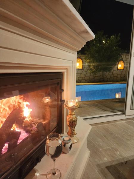 Evalacati - Villa Harnup- Tamamen Müstakil Villa - Alaçatı