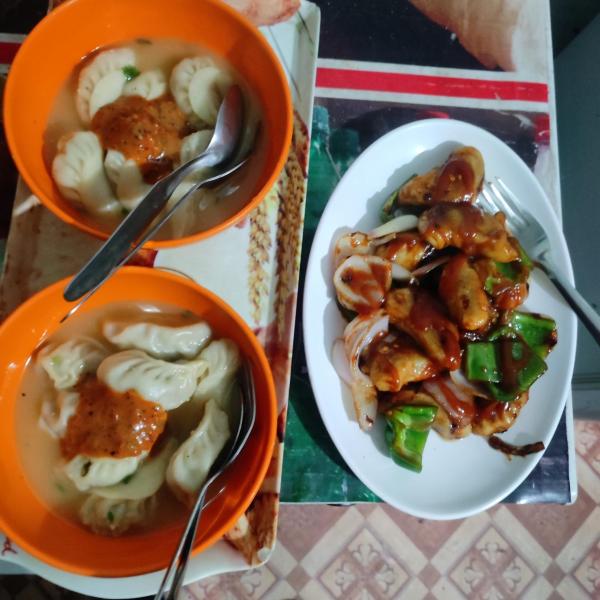 Myagdi Devisthan Guest House And Bhanchha Ghar - 포카라