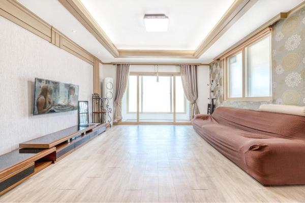 Samcheok Greenhyang Pension - South Korea