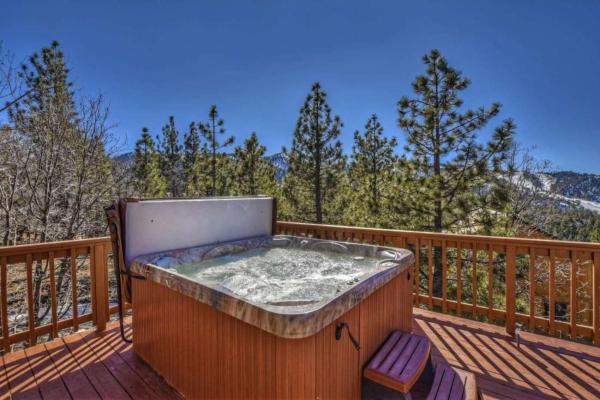 Views At Wolf Lodge By Avantstay Magnificent Views W Hot Tub Sauna - Big Bear Lake, CA