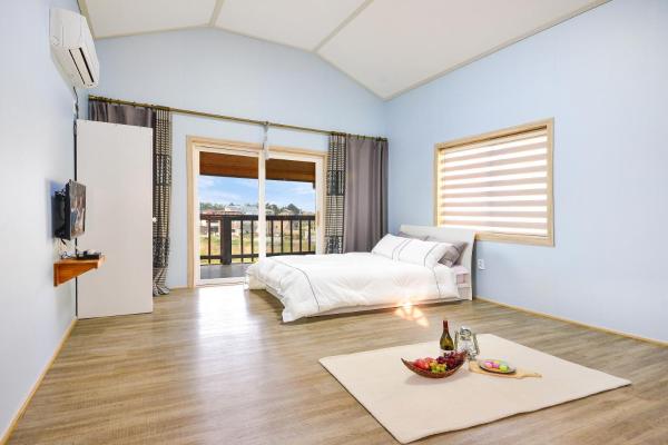 Samcheok Good Friend Pension - Samcheok-si