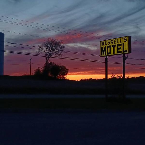 Russell's Motel - Maine