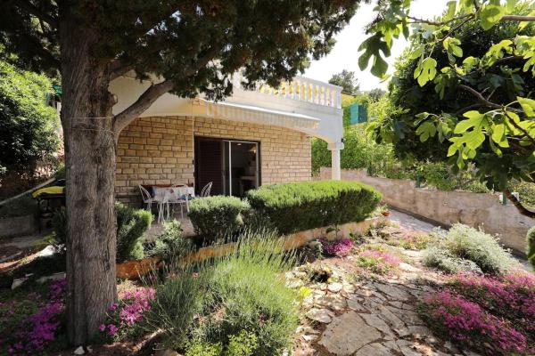 Apartments Djurdja - Murter