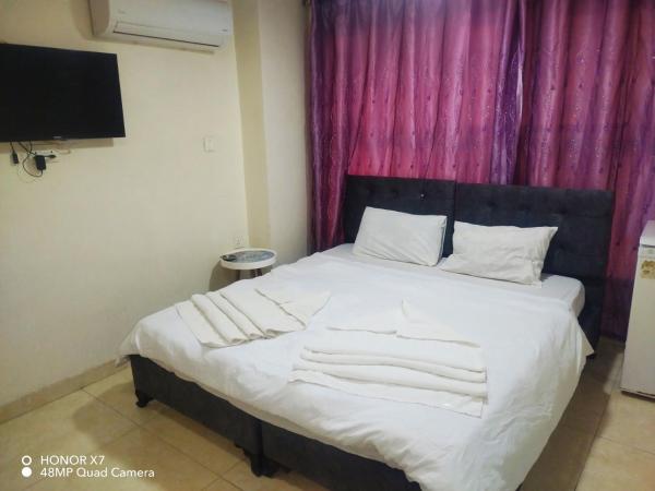 Farah Plaza Hostel &Hotel Apartments - Áqaba