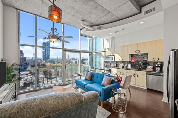 1700 Bassett, Unit 711 - Denver, CO