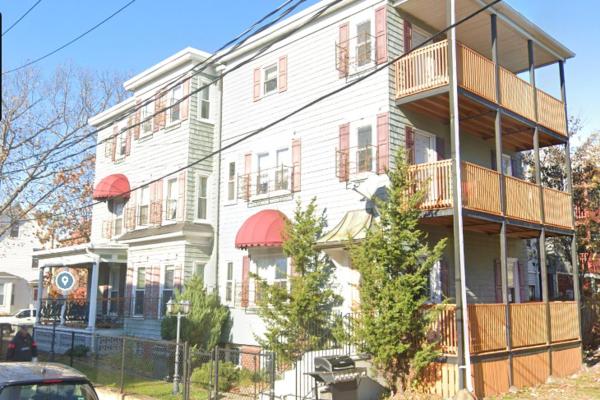 Homestay Near Downtown Andrew Station - Nahant, MA