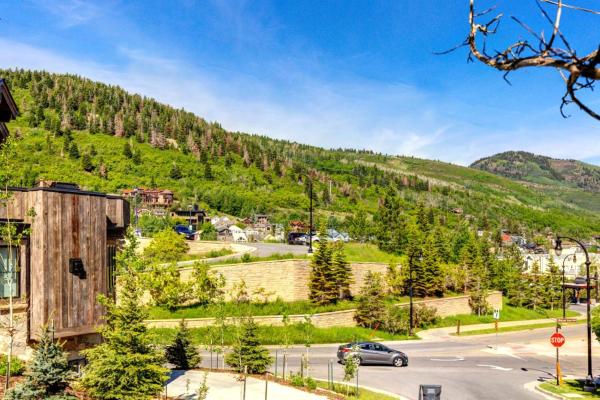 Kbm Resorts In The Heart Of Old Townwalk To Main St. Easy Access Shuttle To Pcmr Or Dv Resorts Private Hot Tub Poa-504b - Park City, UT