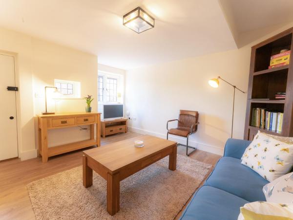 The Annexe - Woking