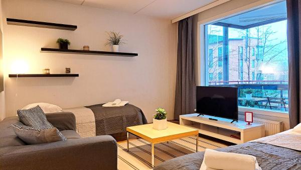 Kotimaailma Apartments - Tilava Saunallinen & Parvekkeellinen Kaksio - Verstaankatu - Tampere