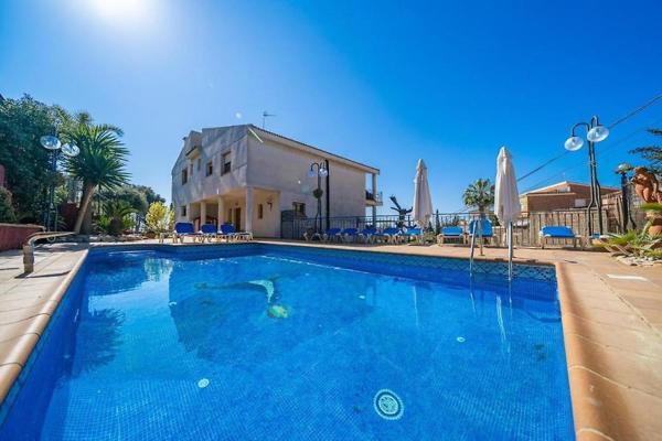 Casa De 2000 M2 Piscina Mar Barbacoa Y Felicidad - Pineda de Mar