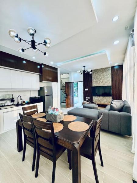 Modern Cozy Home - Iloilo City Reign Homes - Iloilo