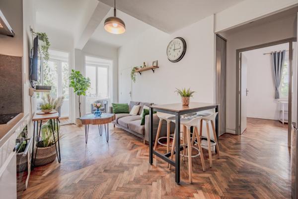 Champs De Mars - T5 Chic, 4 Chambres, Tout éQuipé - Sanary-sur-Mer