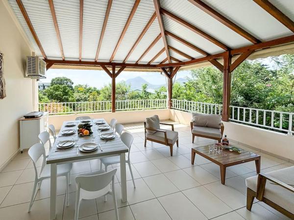 Bel Appartement Duplex T4 Laboté, Vue Mer, A 600m De La Plage De Diamant - Martinique
