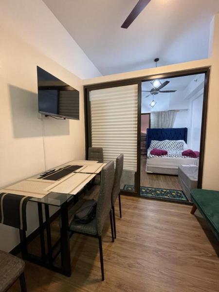 Serendipity Homestay Unit 303 Bristle Ridge Baguio City - Baguio