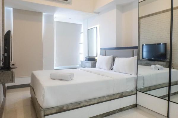 Modern Luxurious Studio Room At Anderson Supermall Mansion Apartment By Travelio - Gresik