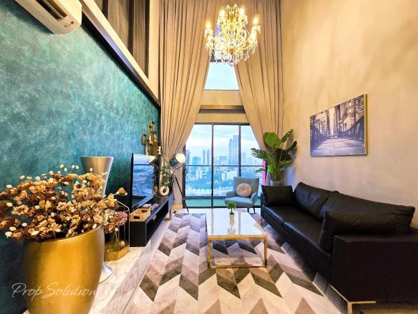 Cozy Loft Suite 2br Near Jb Ciq 7pax - Johor