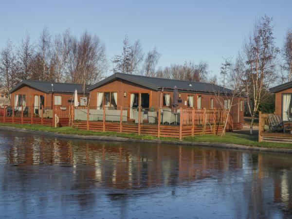 The Three Bears Lodge, Coniston Drive 11 - Carnforth