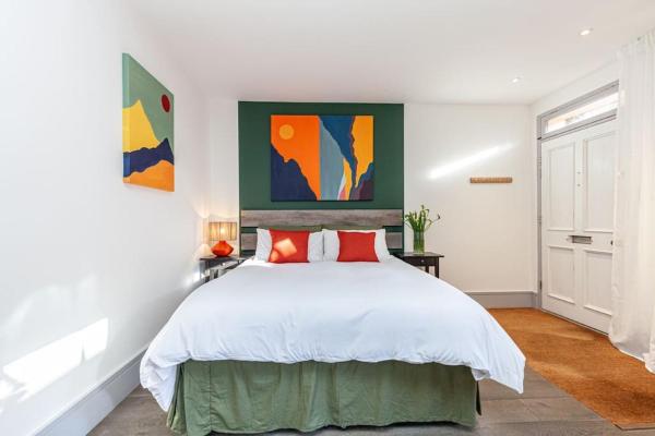 Oxford Central Studio 1 -