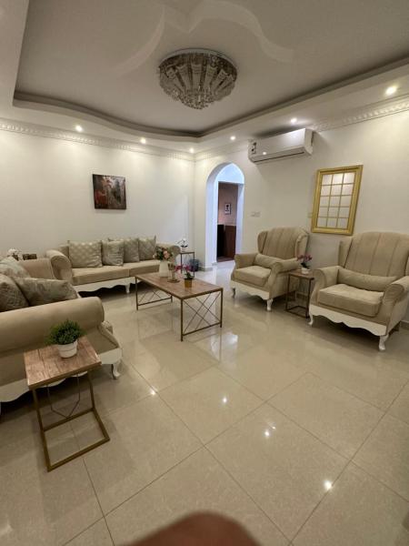2 Bedrooms Apartment - Dammam