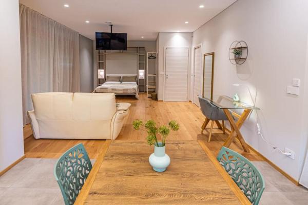 Alloggio Monolocale - Viola