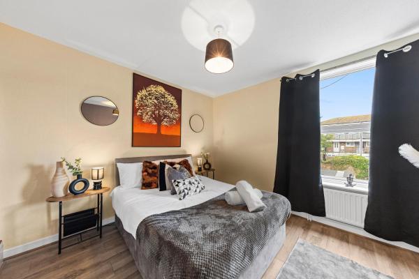 Stylish Home Next To Gillingham Train Station - Gillingham