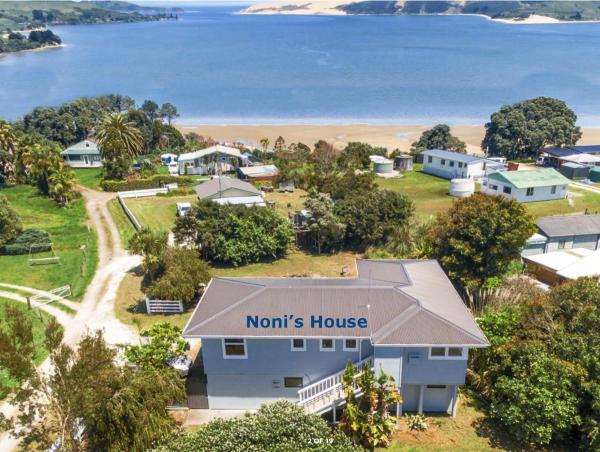 'Noni's House' Coastal Opononi Hokianga - Opononi