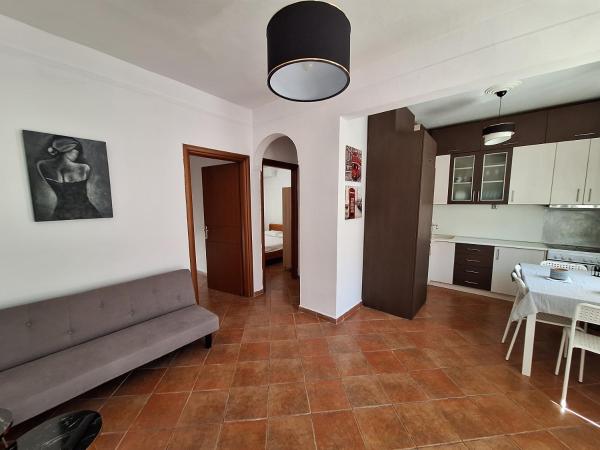 Central House - Perea - Перея