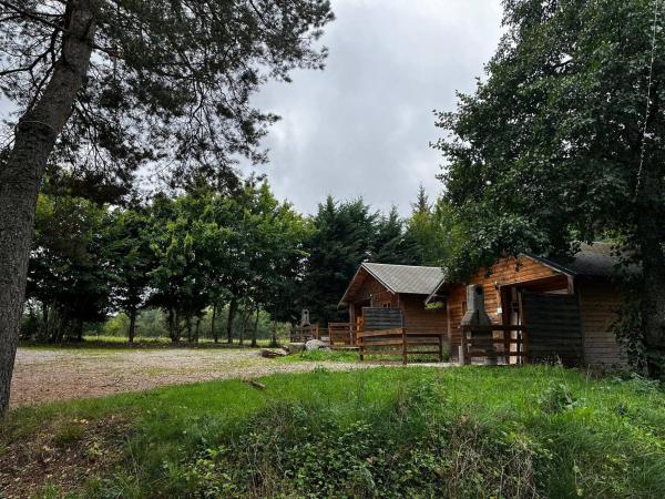 Camping & Chalets La Santoire - Cantal