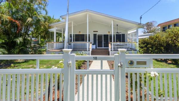 'Villa Magnolia' - Bribie Island