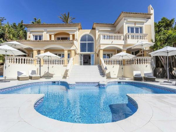 Lavish Villa With Saltwater Pool - Andratx