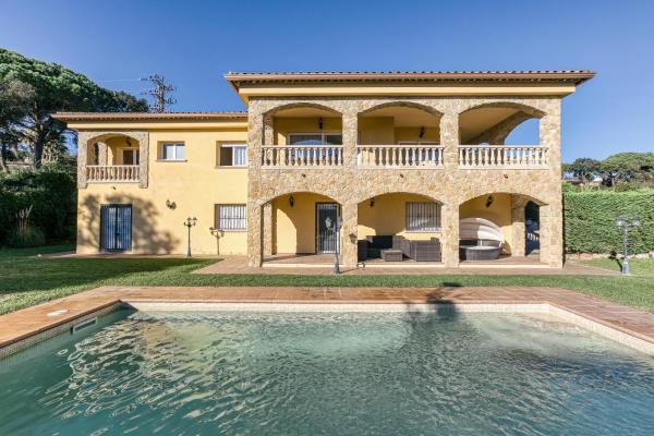 Villa Tiffany W Pool And Barbecue - Castillo de Aro, España