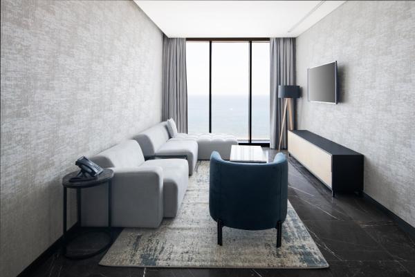 Park Inn By Radisson Hotel & Apartments Kuwait - Kuwait